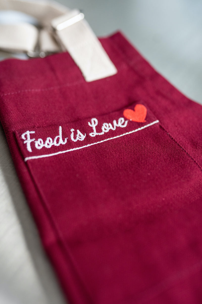 The Amanda Freitag Apron – Cooks Who Feed